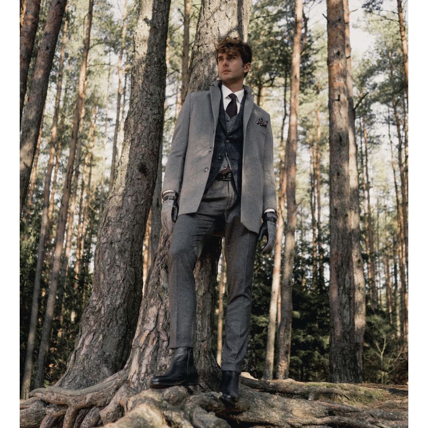 Купить костюм тройку в Минске: мужской костюм с жилеткой